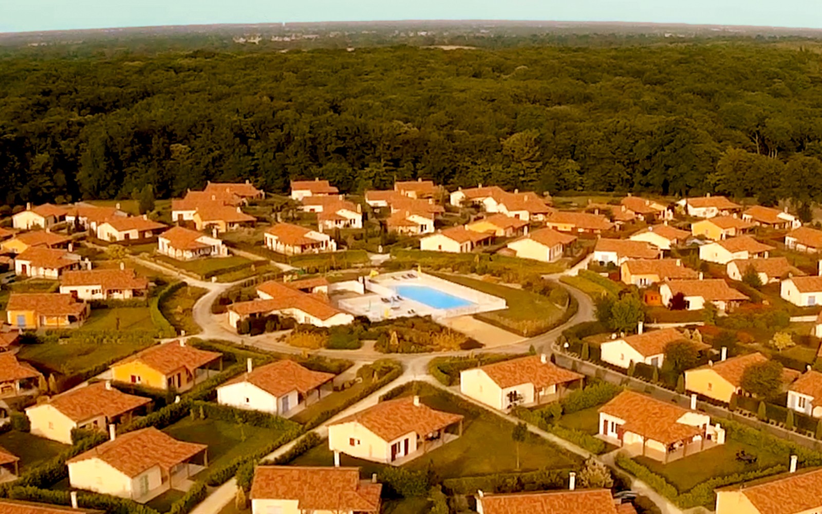 Exclusive holiday resort Domaine Les Forges - Francecomfort Holiday parks