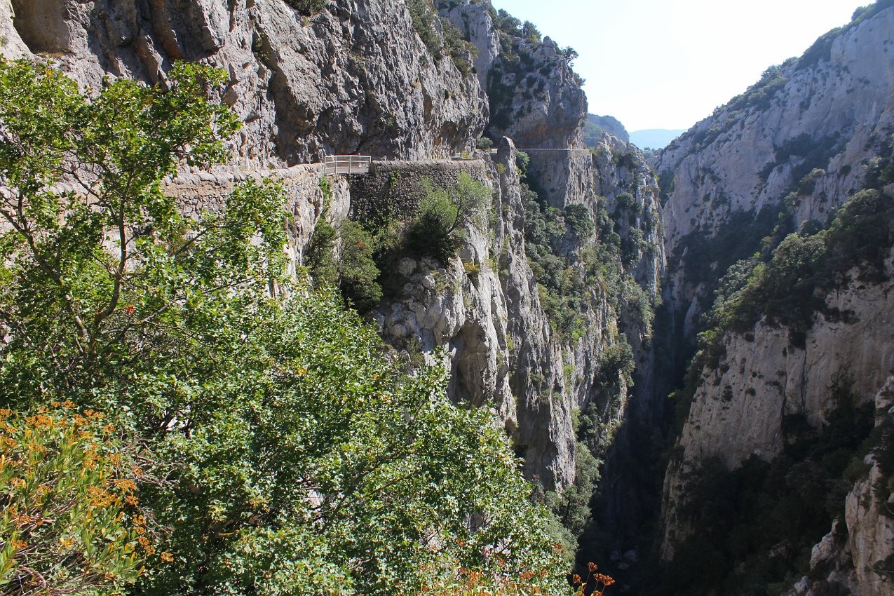 gorges-de-galamus-beautiful-rock-gorges-francecomfort-holiday-parks