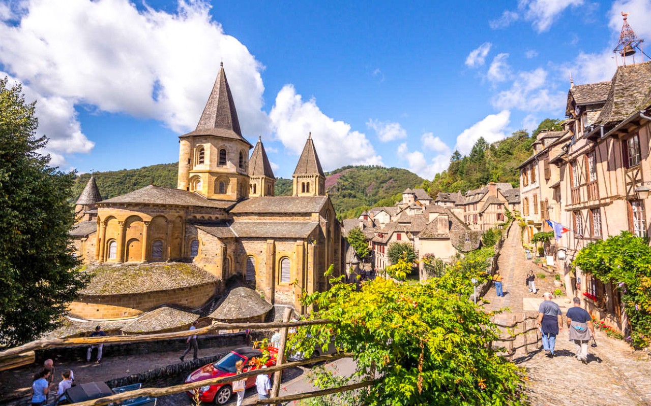 Conques on the pilgrimage route to Santiago de Compostela ...