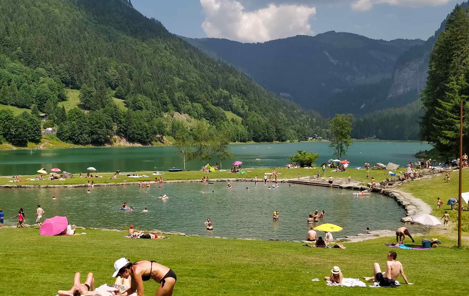 Lindarets – goat village in the Portes du Soleil - Francecomfort ...