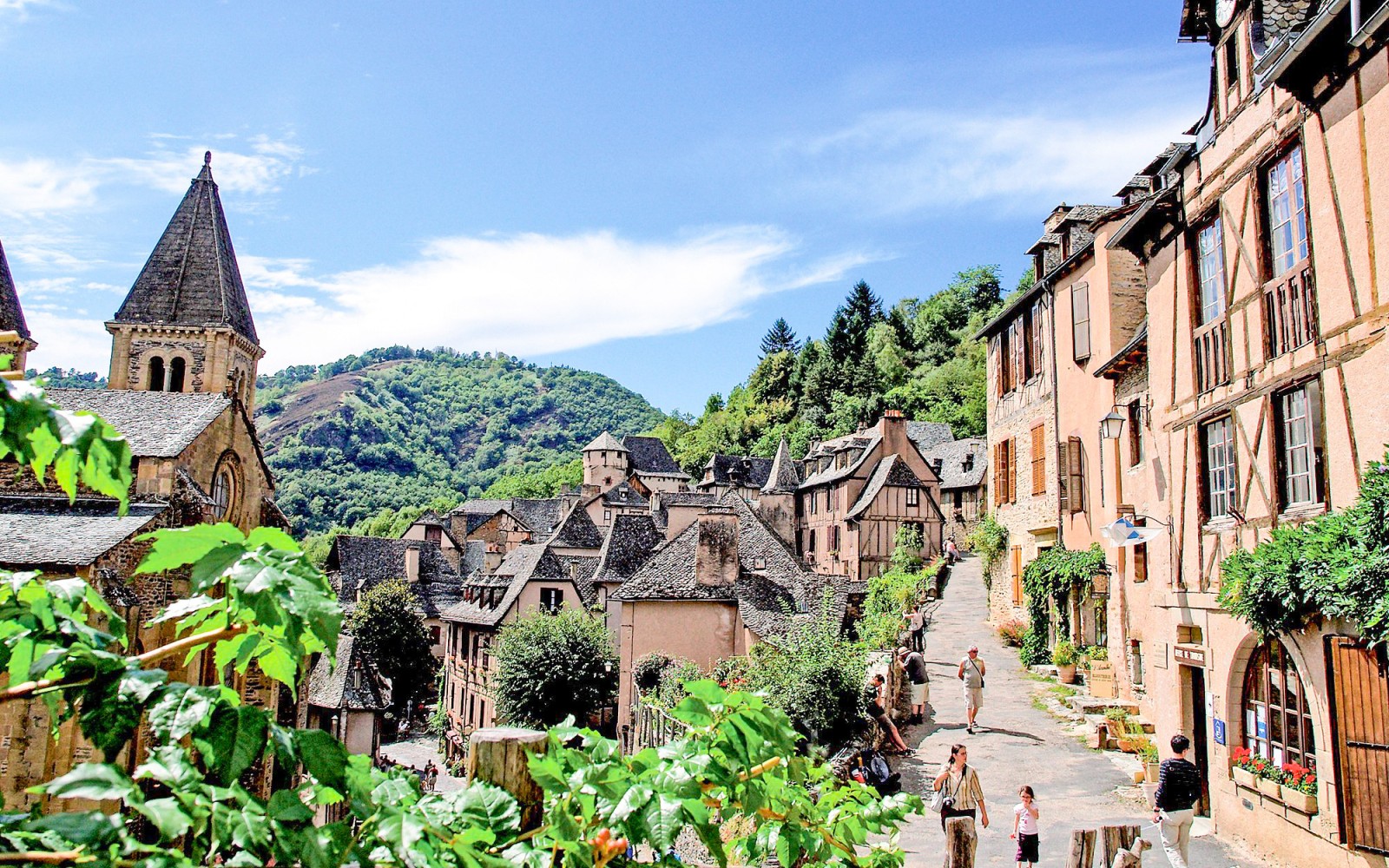 Conques on the pilgrimage route to Santiago de Compostela ...