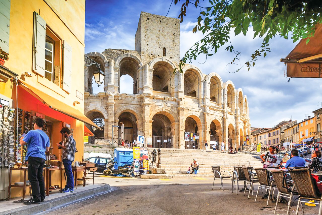 Arles, a coastal city on the Rhône and the Camargue - Francecomfort ...