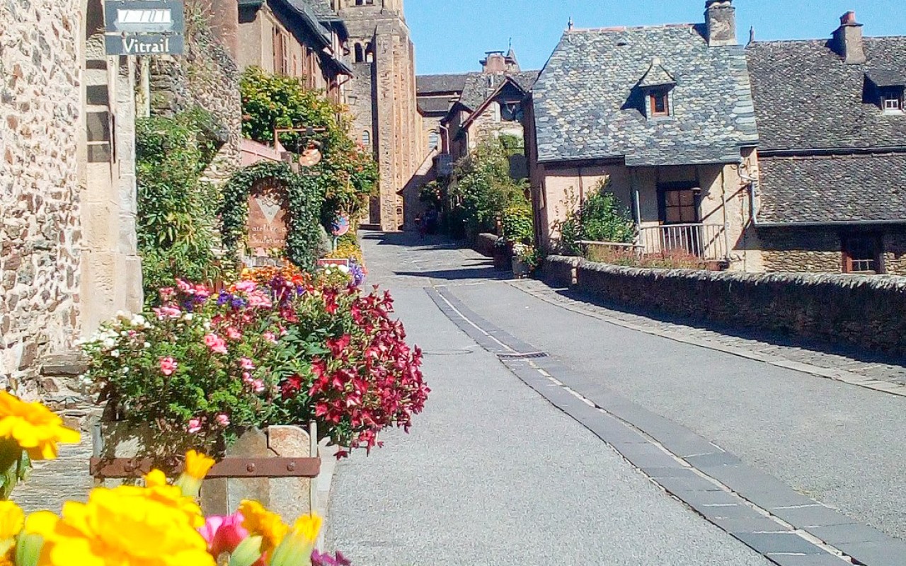 Conques on the pilgrimage route to Santiago de Compostela ...