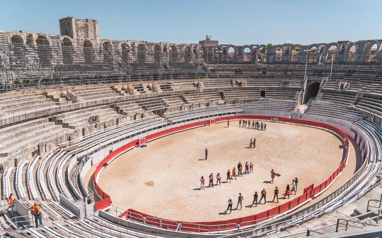 Arles, a coastal city on the Rhône and the Camargue - Francecomfort ...