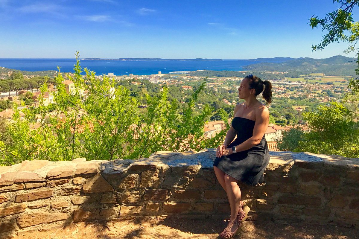 Bormes les Mimosas the flower village on the French coast - Francecomfort Holiday parks