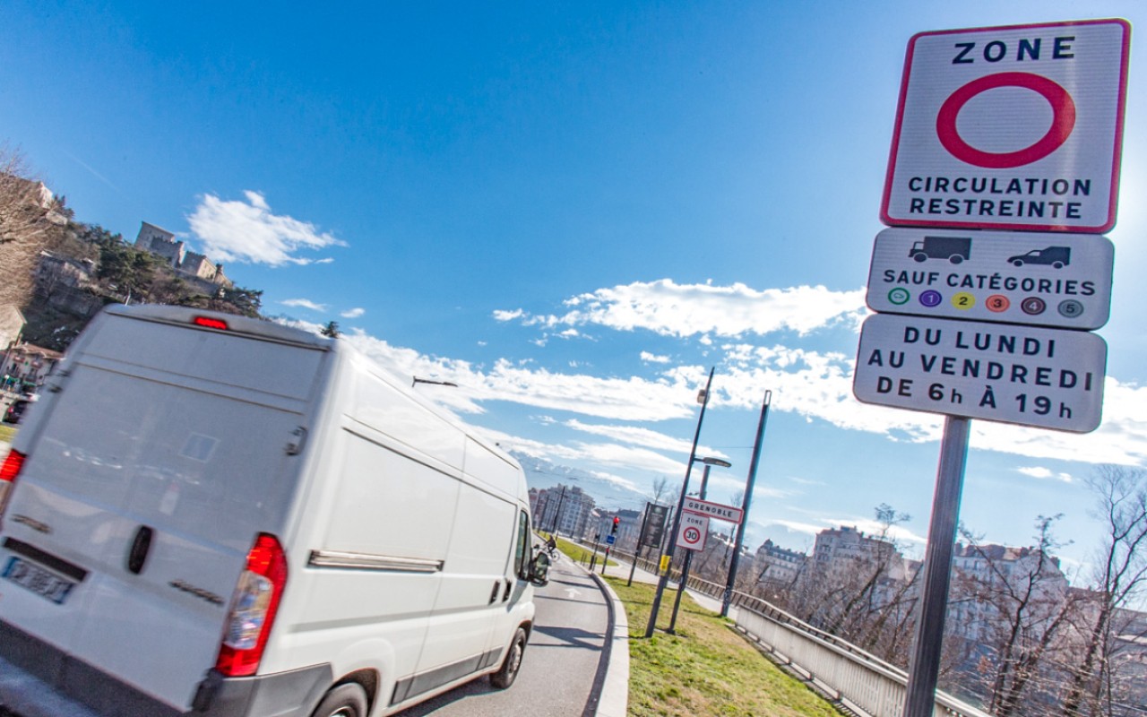 Environmental zones France accessible with Crit Air sticker