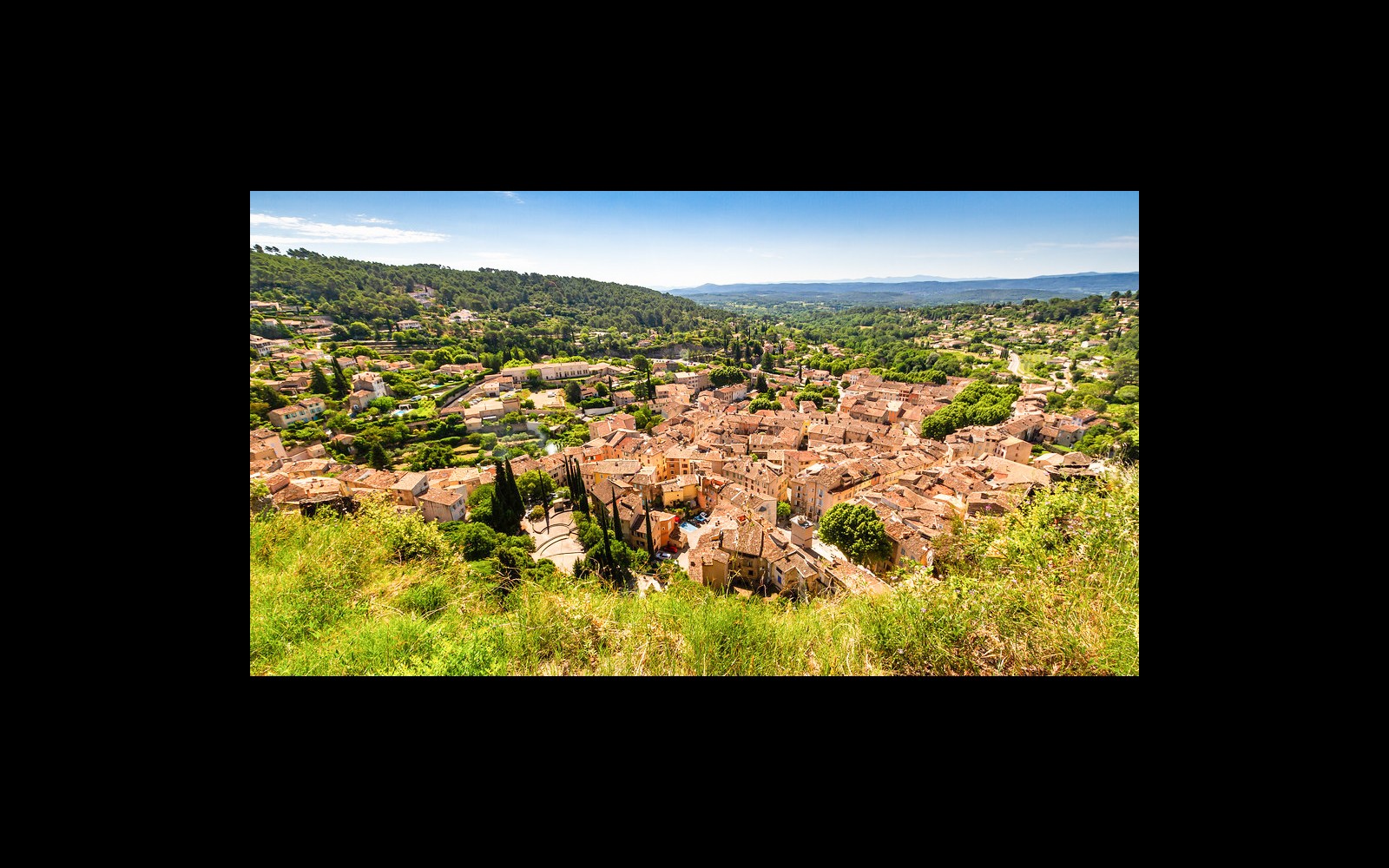 Salernes, authentique village provençal du Var - Francecomfort Parcs de ...