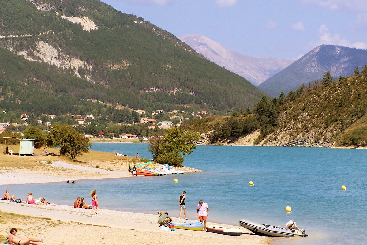 Lac de Castillon près de Castellane - Francecomfort Parcs de vacances