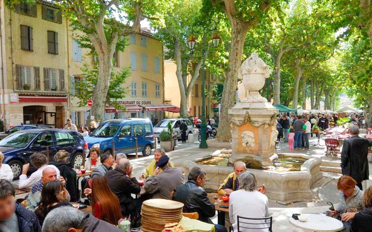Cotignac le Saint Tropez du Var